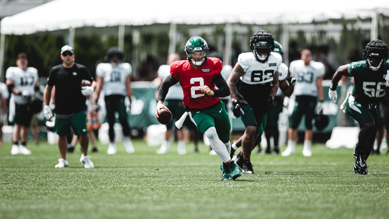 Practice Gallery | Top Images from Day 2 at Jets Training Camp In Full Pads