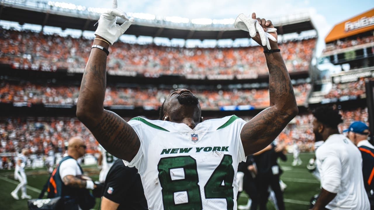 Gallery | Best Photos of WR Corey Davis During the 2022 Season