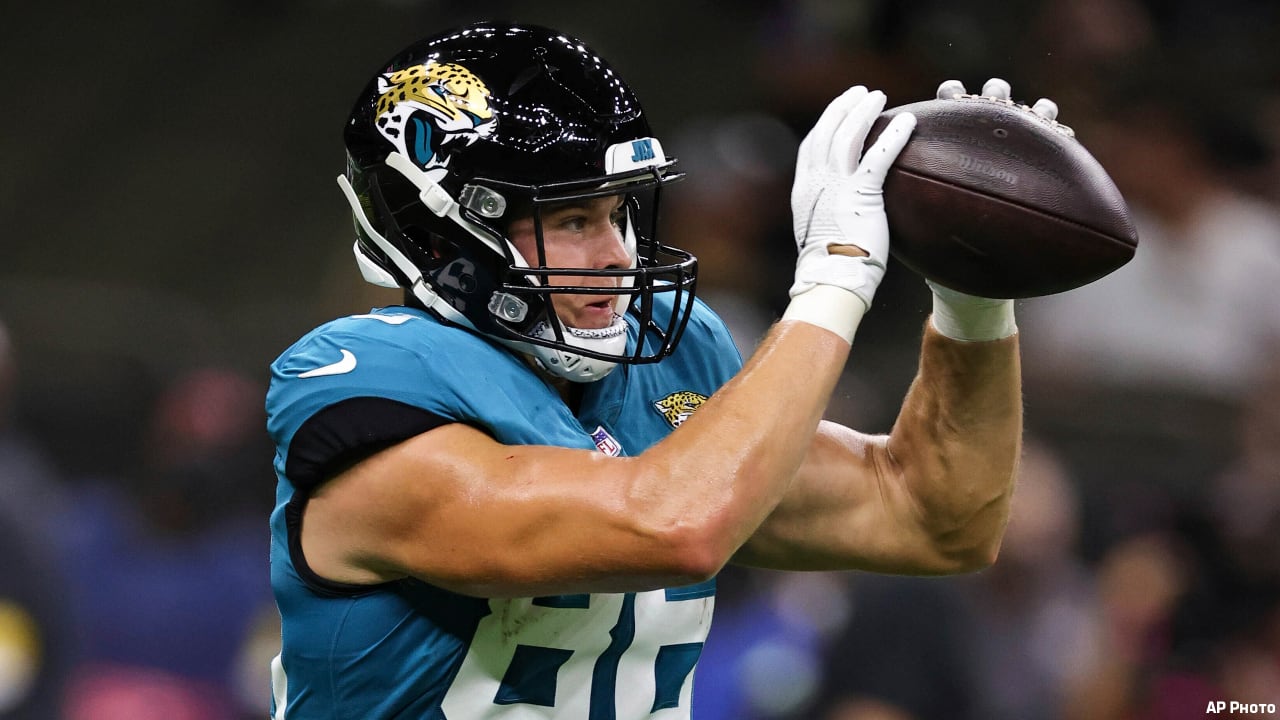 Vikings Claim TE Ben Ellefson & Sign 14 to Practice Squad
