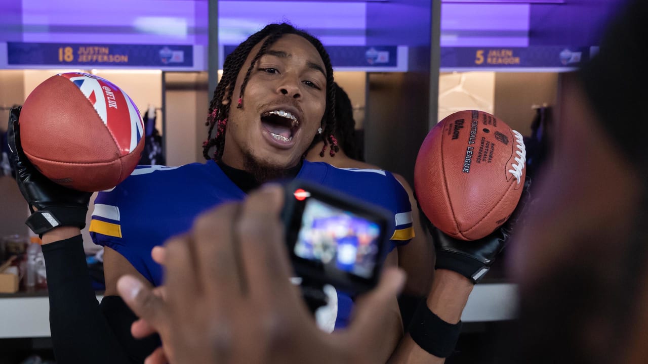 Through the Lens: Vikings-Saints