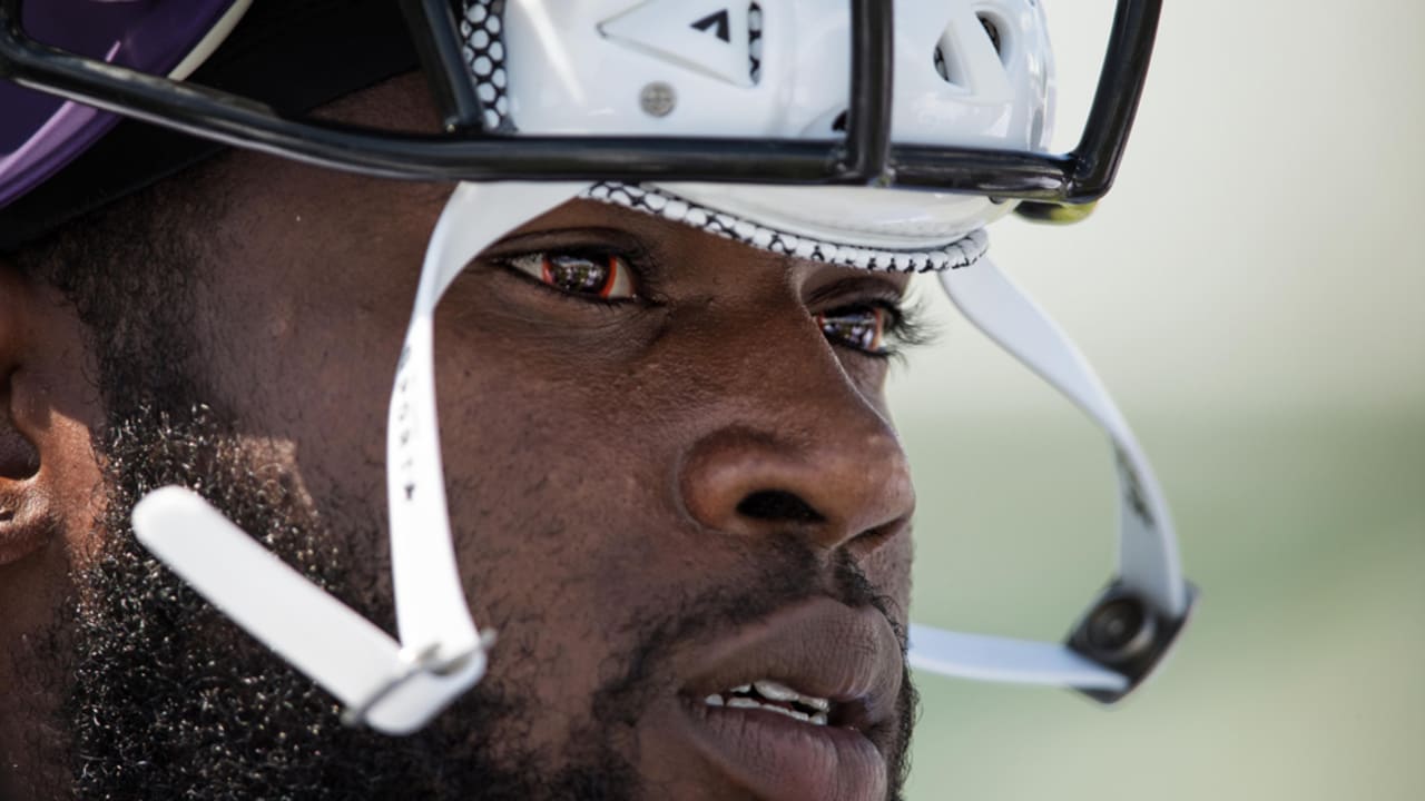Colored Contacts Add to the Fire in Sharrif Floyd’s Eyes
