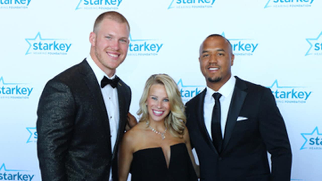 Rudolph, Vikings Legends Support Starkey Hearing Foundation