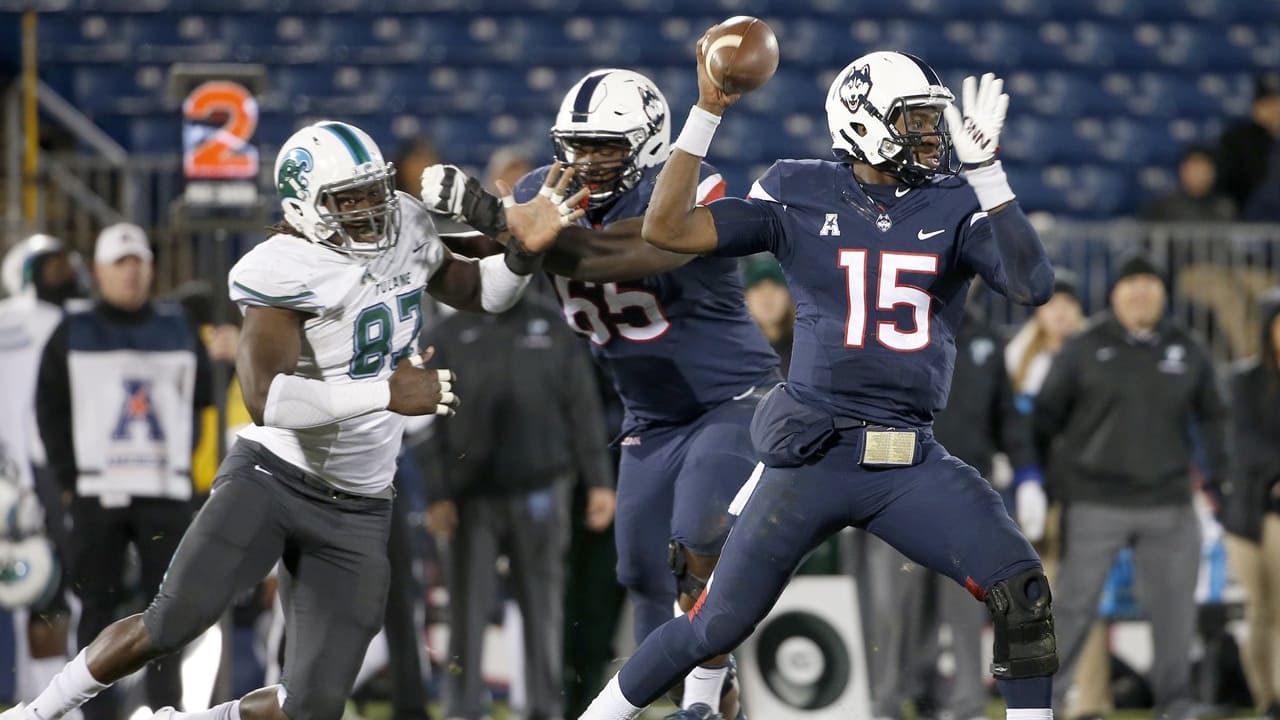 Tulane DE Ade Aruna