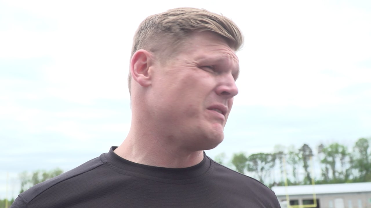 OL Coach Chris Kuper on Christian Darrisaw's Potential, Competition at ...