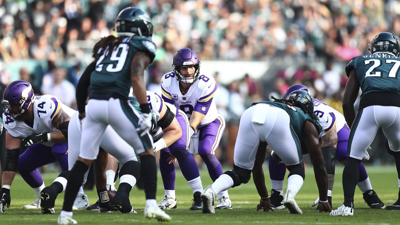 Offensive Communication Critical for Eagles Road Game