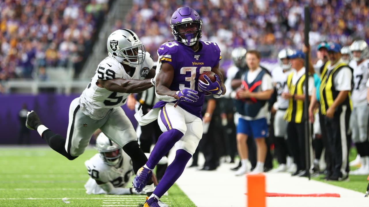 Vikings Rushing Attack Tops 200 Yards in Rout of Raiders