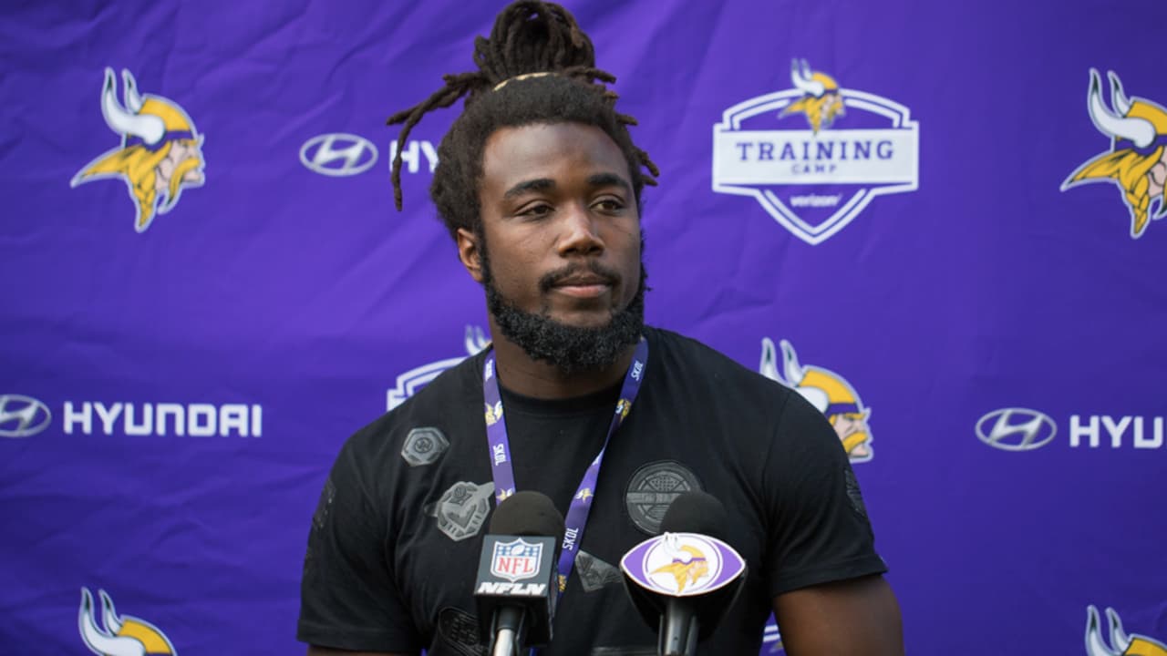 Murray, Cook Embrace Position Battle at Training Camp