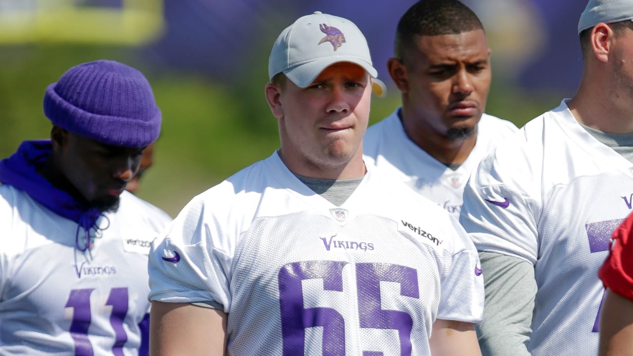 Pat Elflein Ready to Make 2018 Season Debut