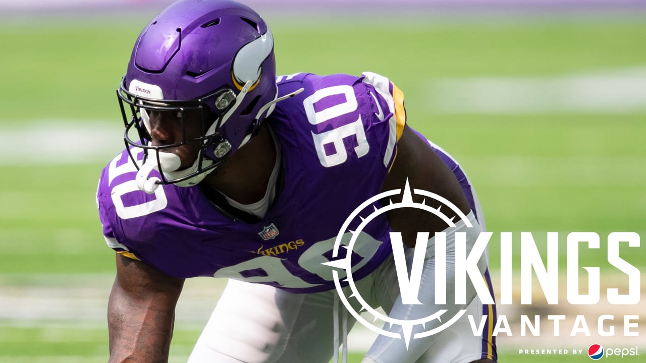 Vikings Vantage: Defensive End Jalyn Holmes Previews Sunday's Matchup Against Everson Griffen ...