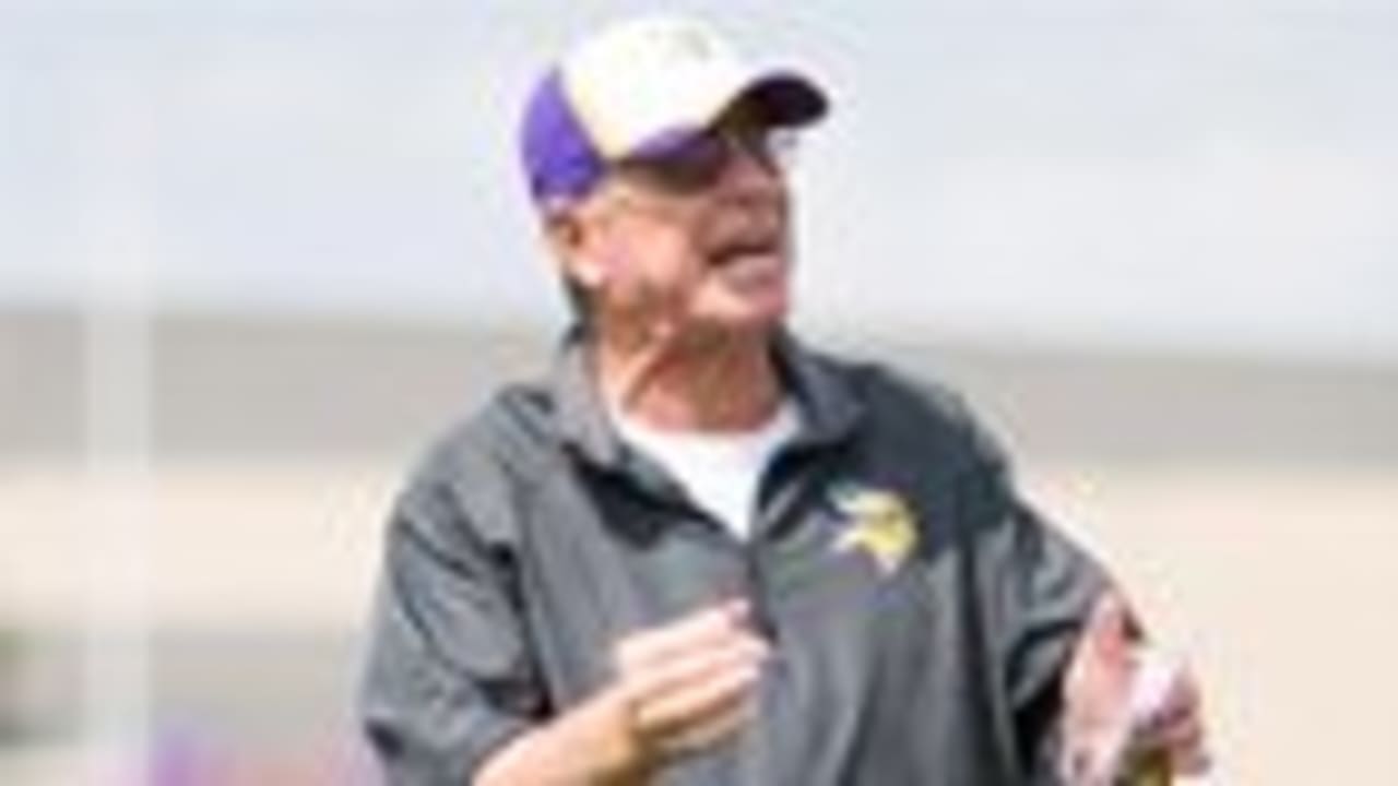 Jennings Makes Play of the Day in Practice No. 14