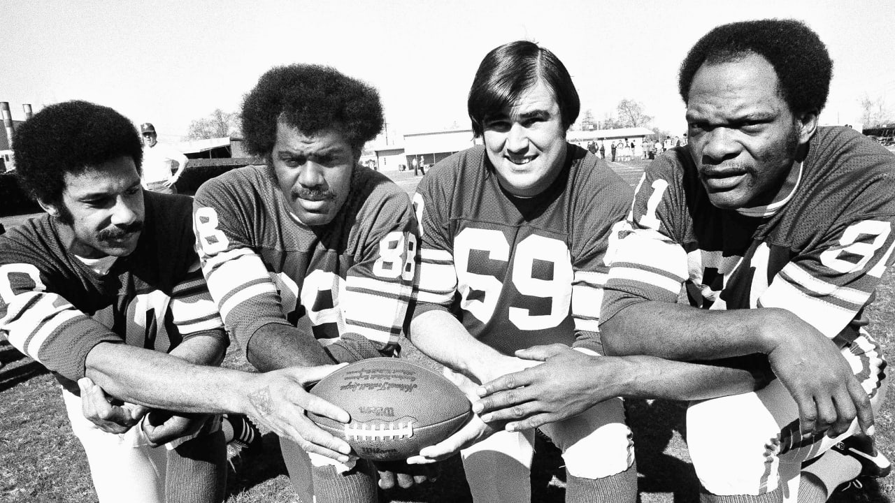 6 Vikings Legends Land in Top 25 of ‘Unofficial’ Sacks Leaderboard