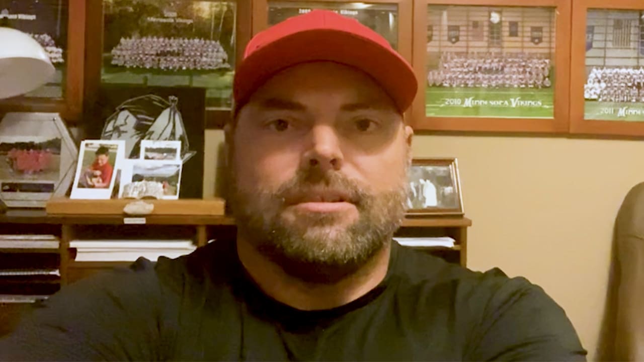 Former Teammates Honor Kyle Rudolph