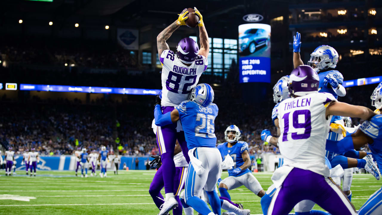 Through the Years: Vikings vs. Lions