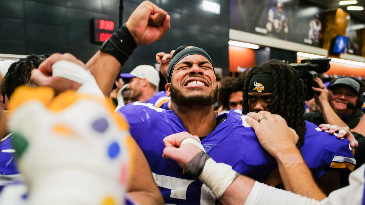 Postgame Celebration Photos From Victory Over Cardinals