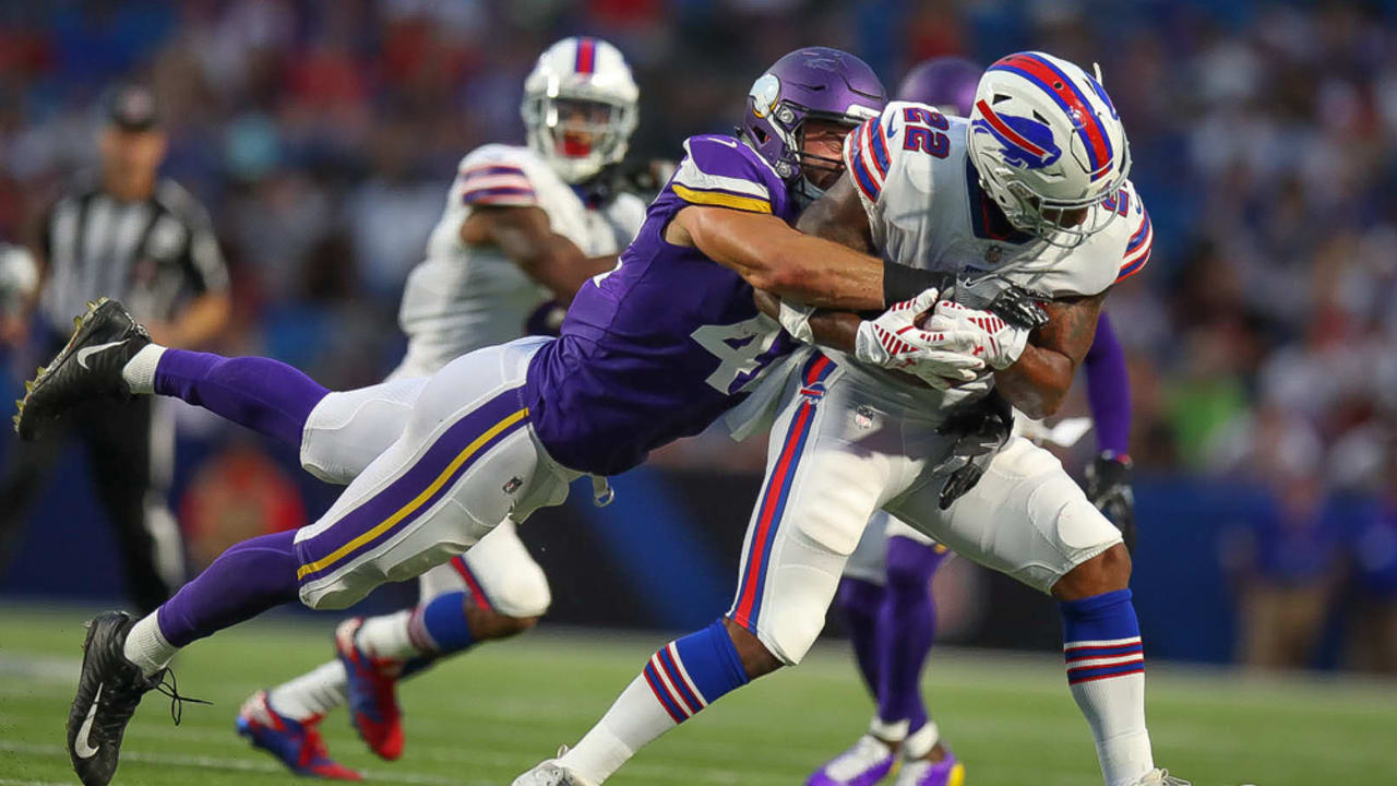 Notebook: Young Vikings Linebackers Active in 1st Action