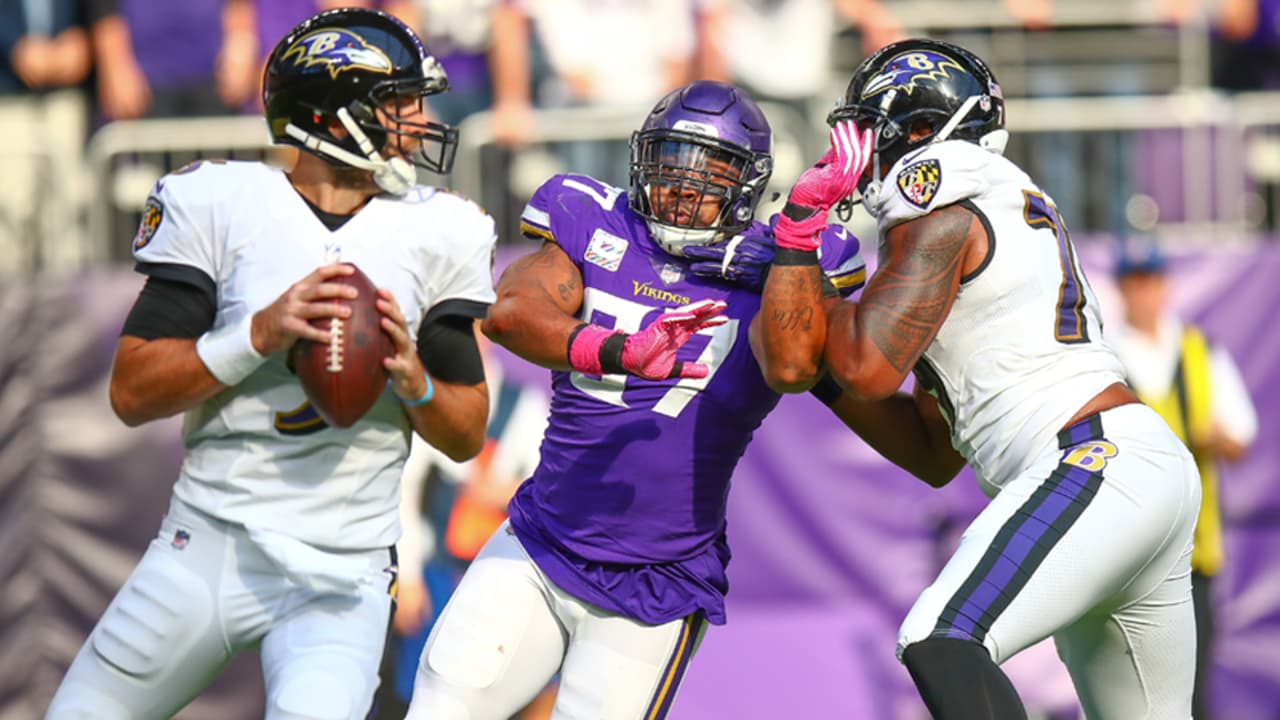 Learning to Shoulder Opponents' Chips Part of Everson Griffen's Success