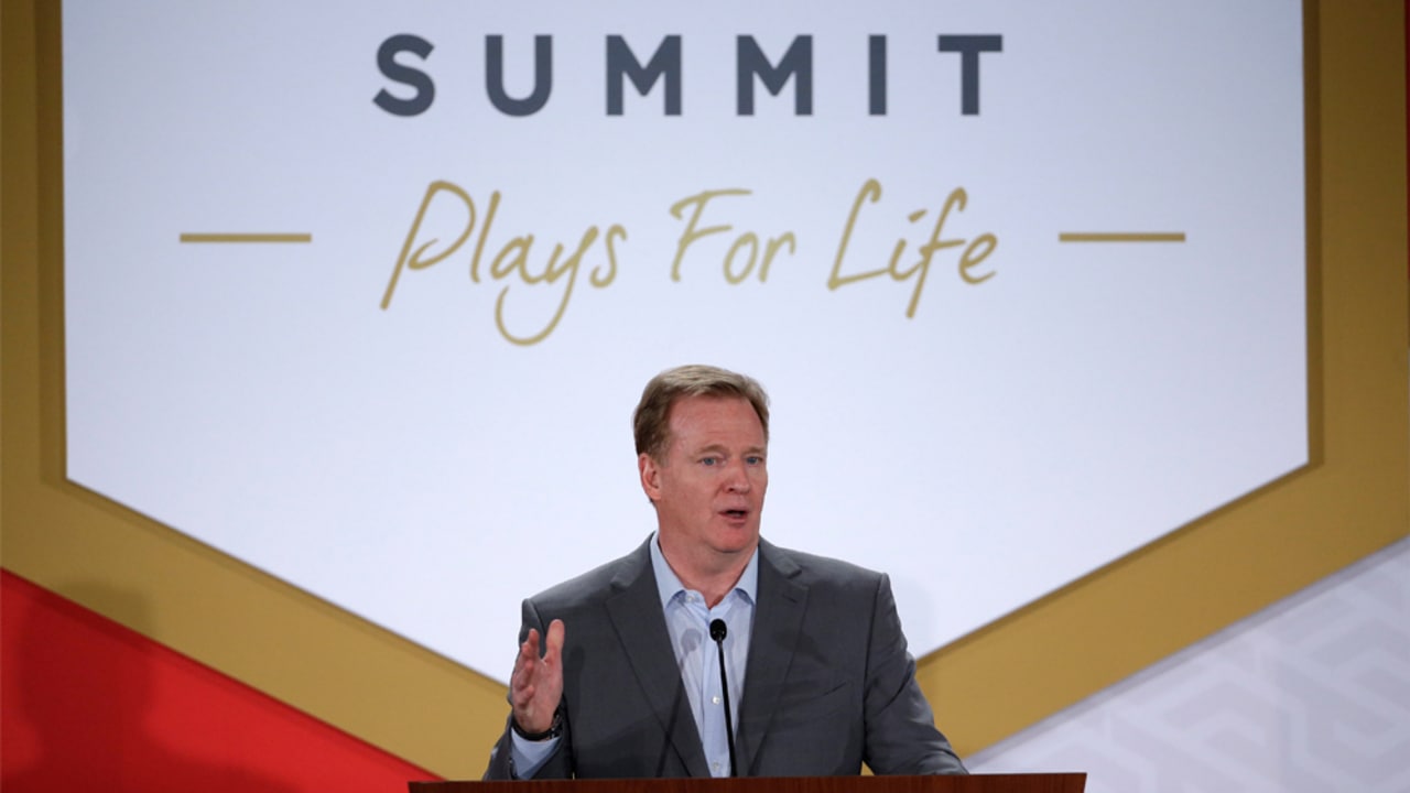Lunchbreak: NFL Held Women's Summit Prior to Super Bowl