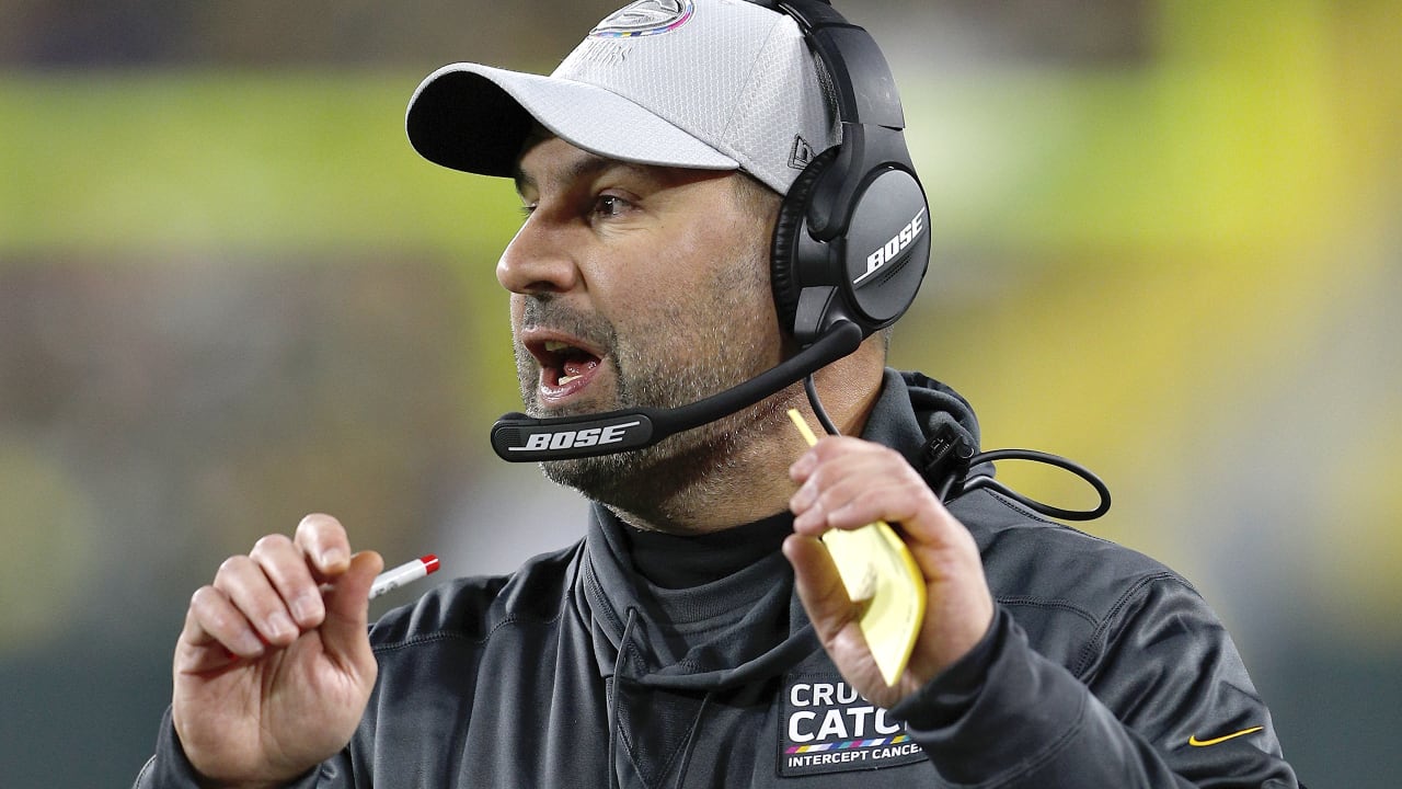 5 Things to Know About TEs Coach Brian Angelichio