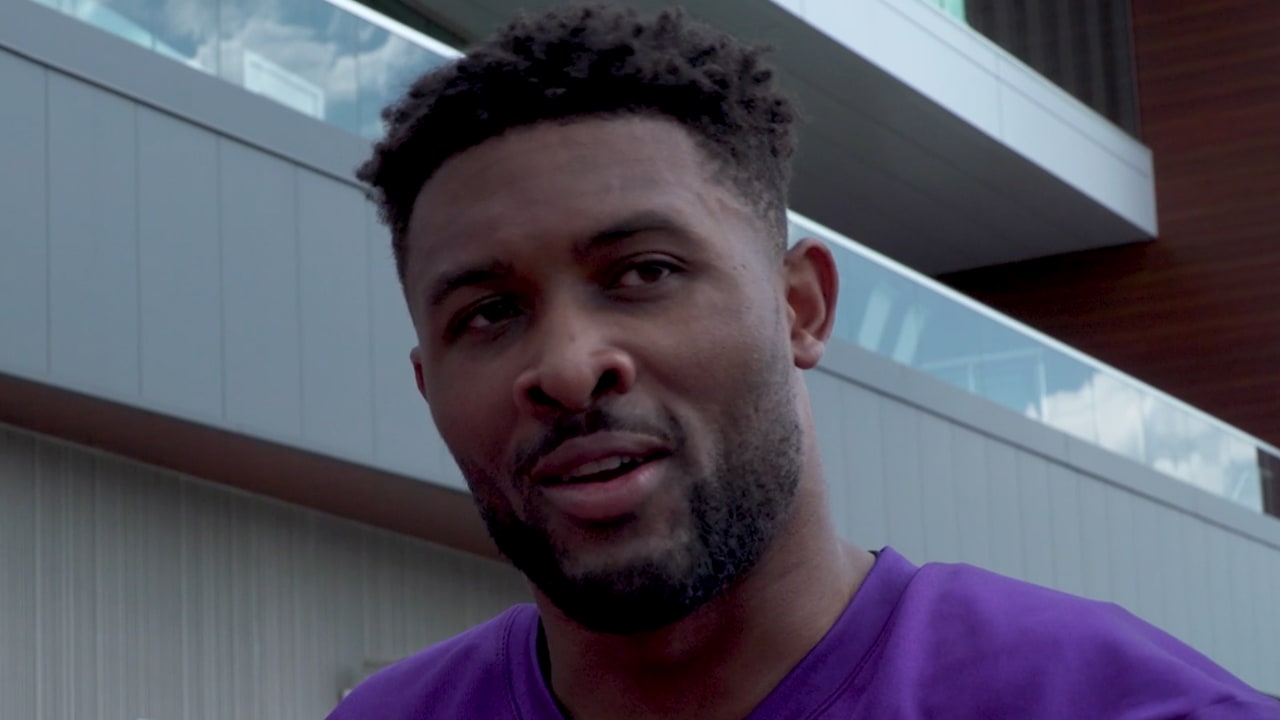 Hunter on Rushing The Passer Standing Up Again, Donatell's Coaching ...