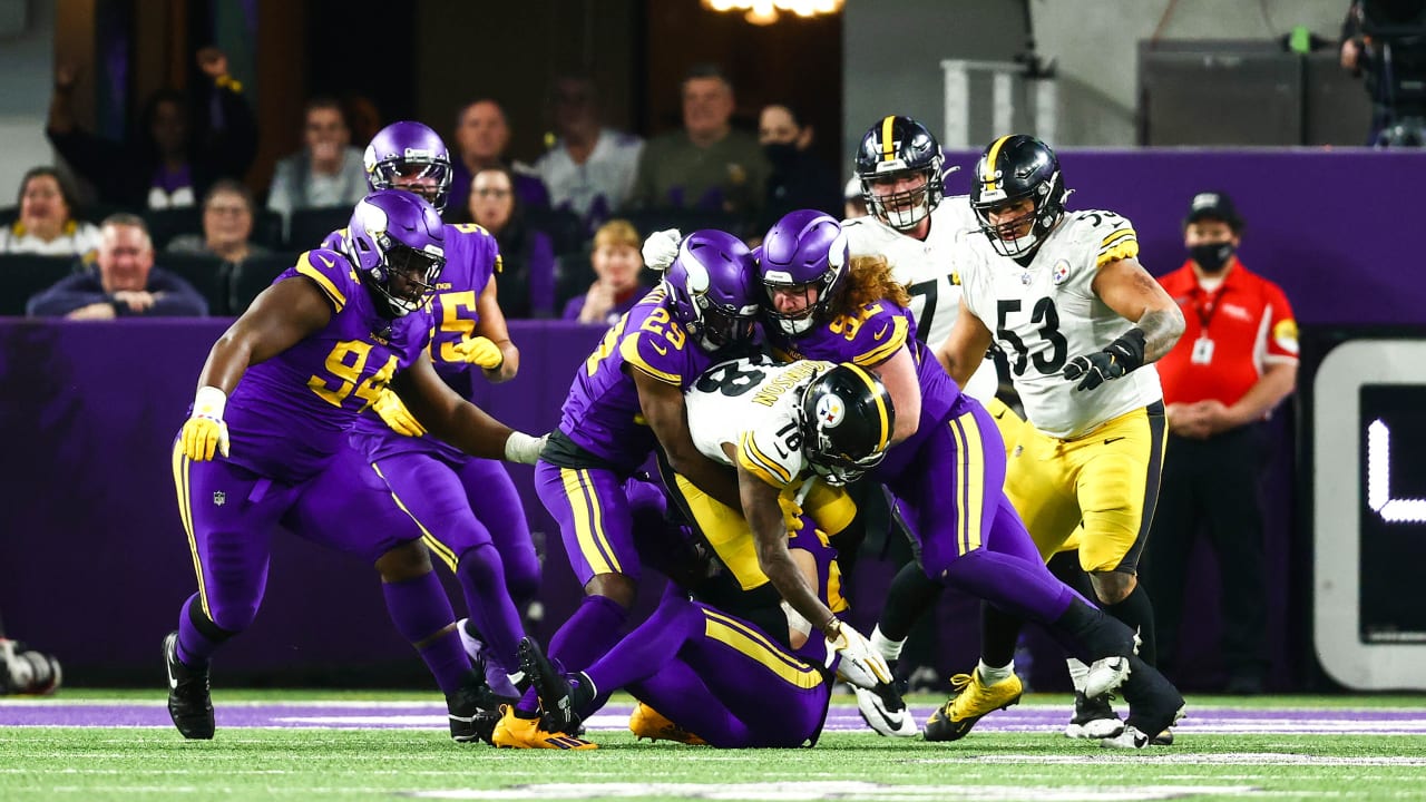 Lunchbreak: Pundits React to Vikings Stressful Win Over Steelers