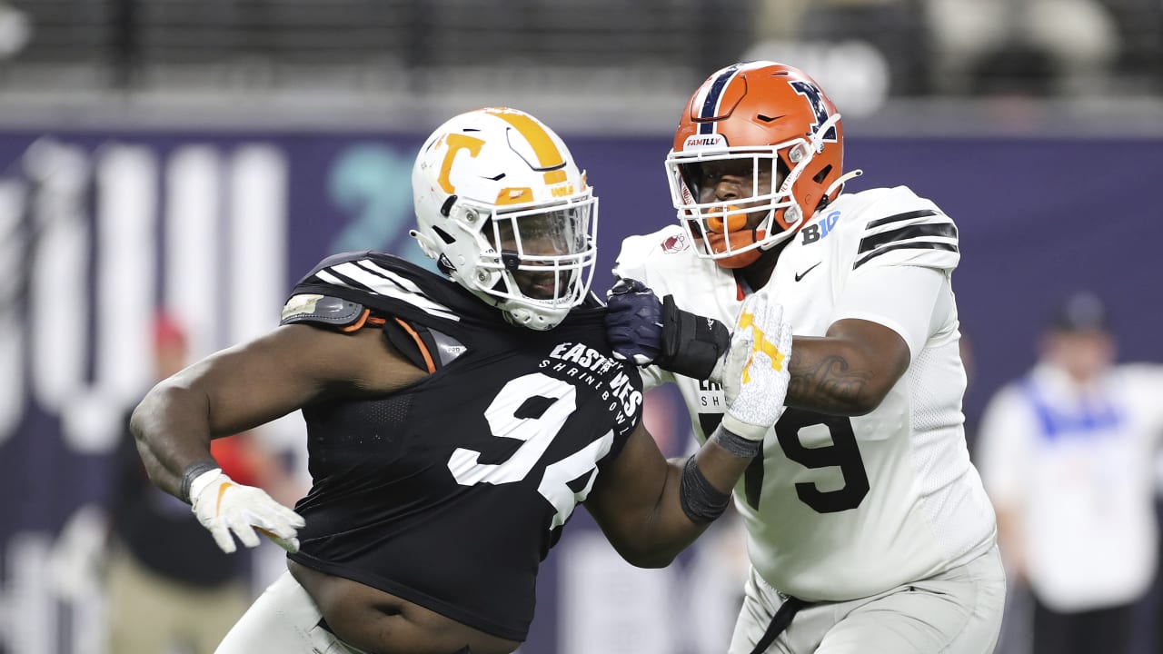 Sixth Round Draft Pick: T Vederian Lowe