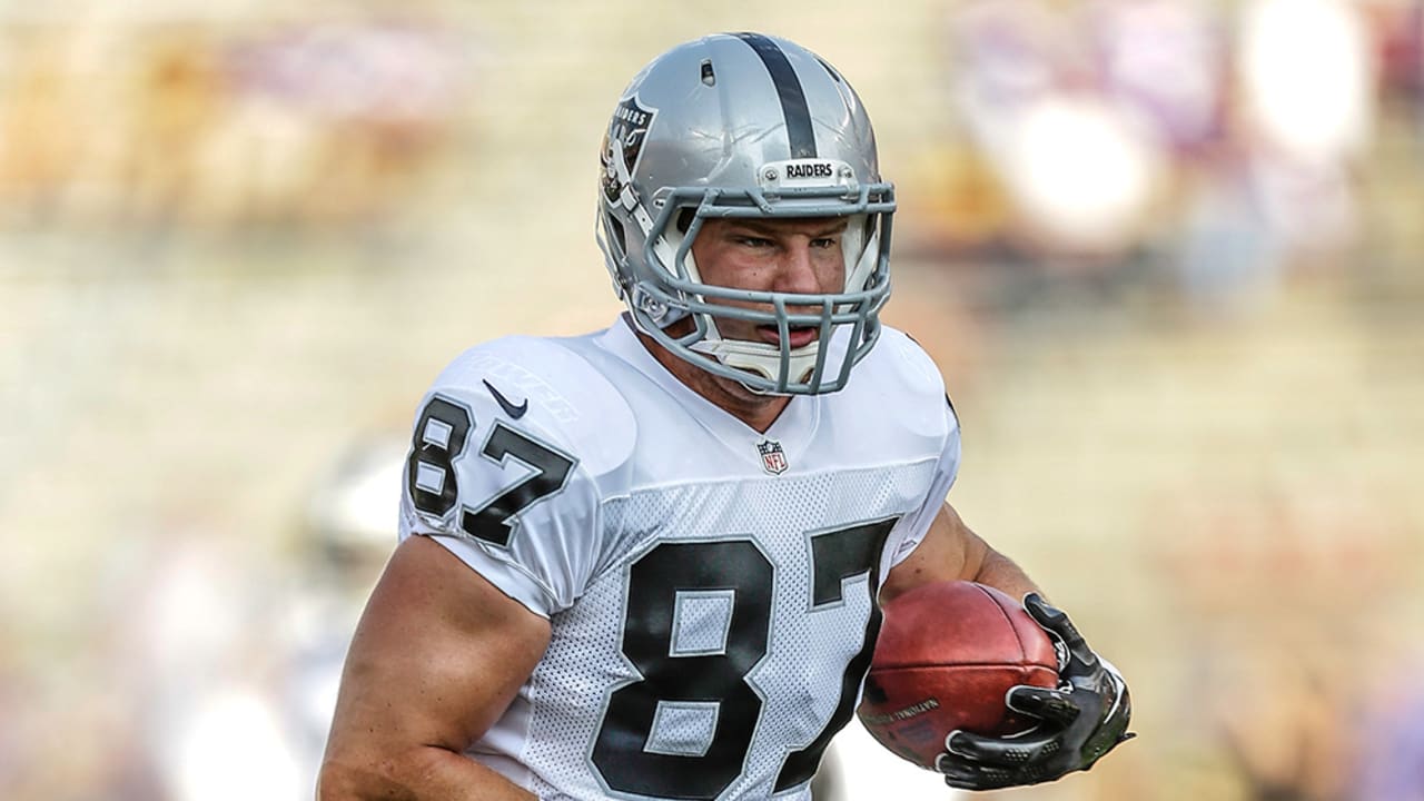 Vikings Sign Minnesota Native Brian Leonhardt