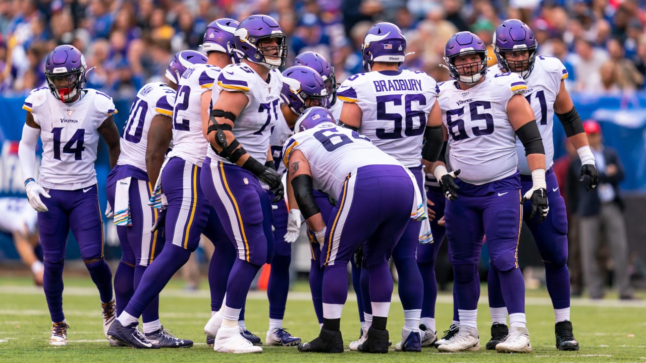 Vikings.com's Live Chat - Tuesday 1:00 PM
