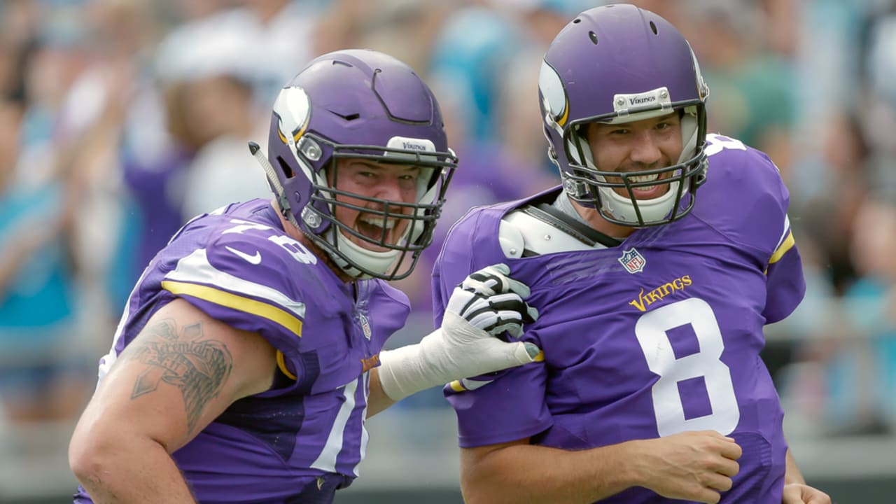 Sirles Helped by Mentorship from Boone in 1st Major Action with Vikings