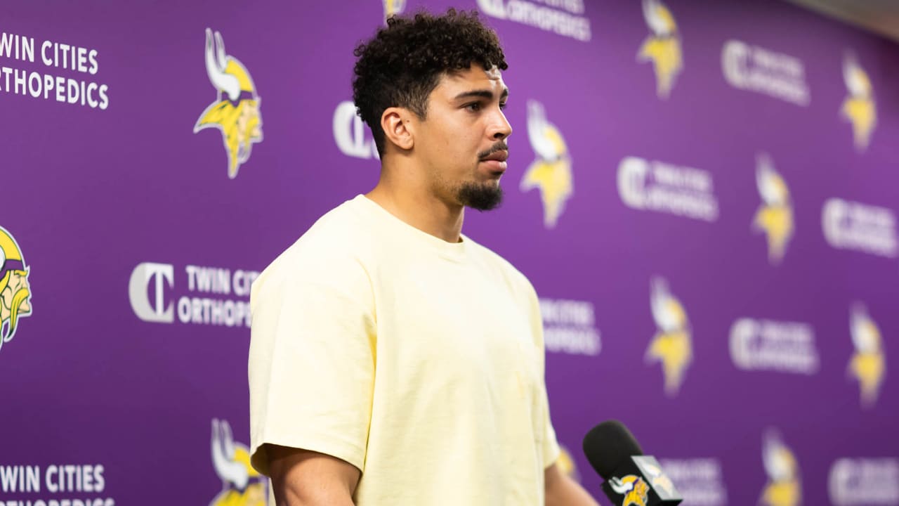 Oliver Explains Why He Signed With The Vikings, Excelling at Being A ...
