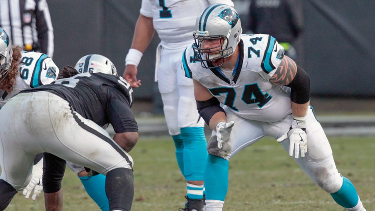 5 Things to Know About New Vikings Tackle Mike Remmers