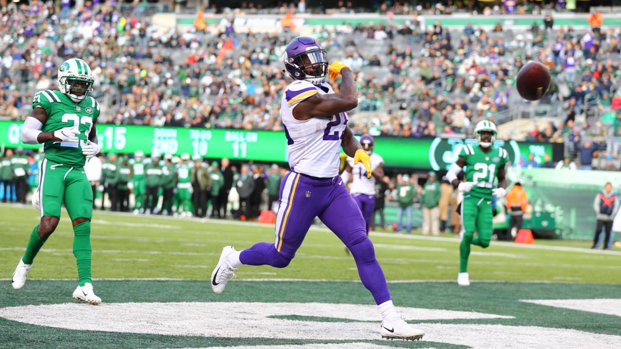 ‘Tay Train’ Reaches End Zone Twice