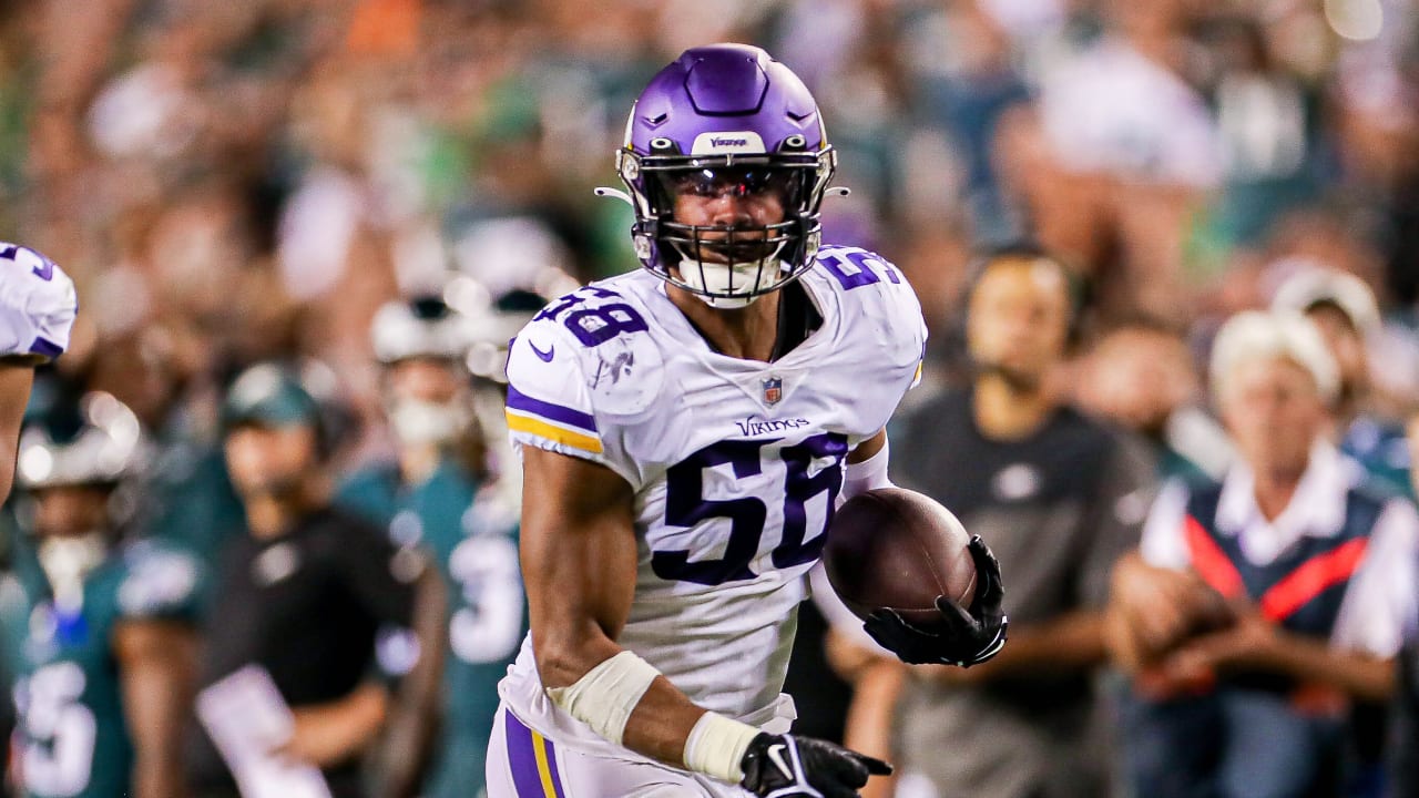 Hicks Picks Off Tipped Pass