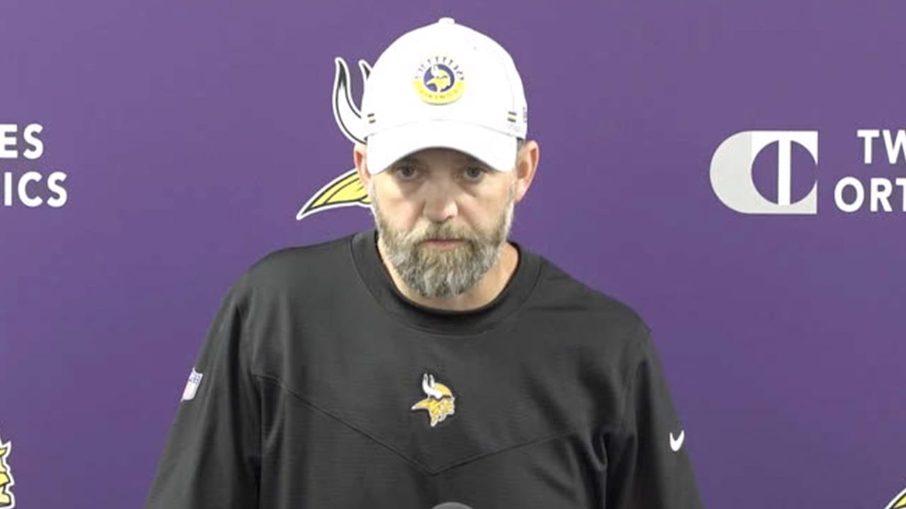 Phillips on Cousins Playing Under Center vs. Using Shotgun, Lack of ...