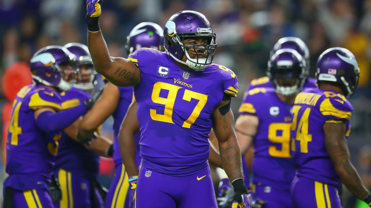 Despite Loss, Vikings Defensive Line Strong Against Dallas
