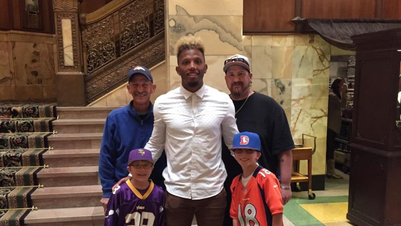 Charles Johnson Helps Family of Ailing Veteran