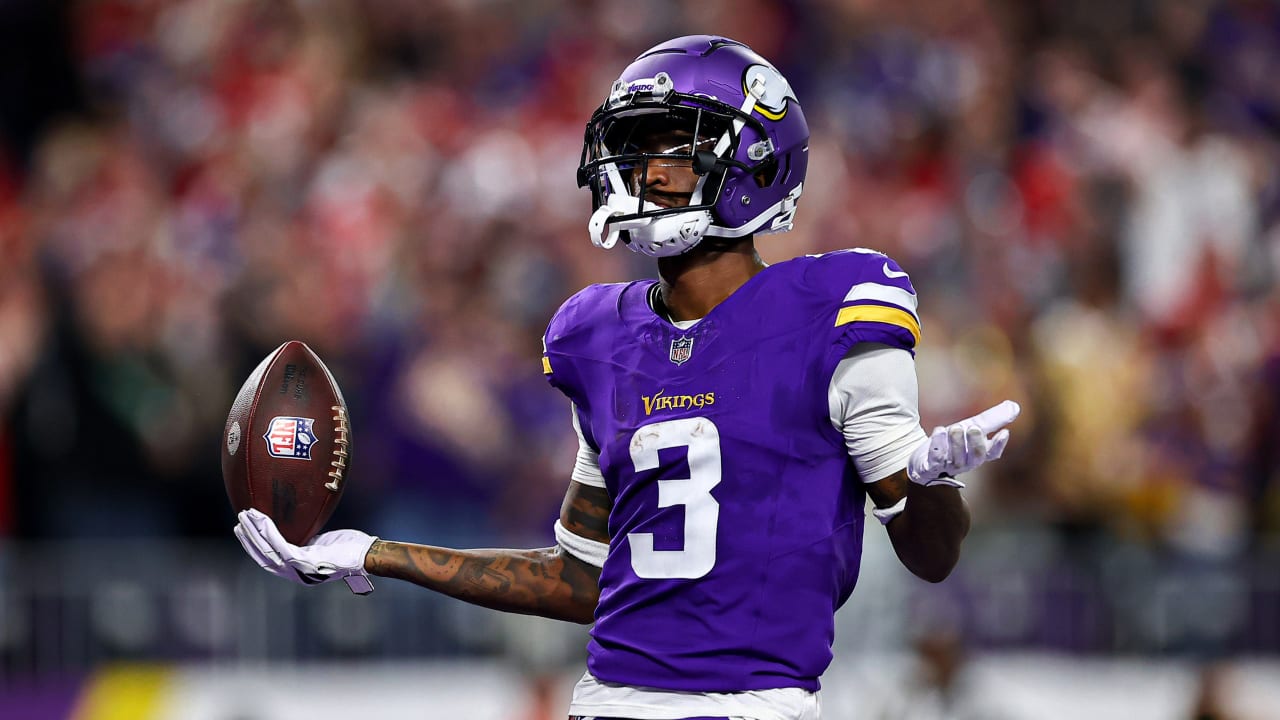 Addison Pulls The Ball Away From A Defender En Route To 60-Yard Touchdown