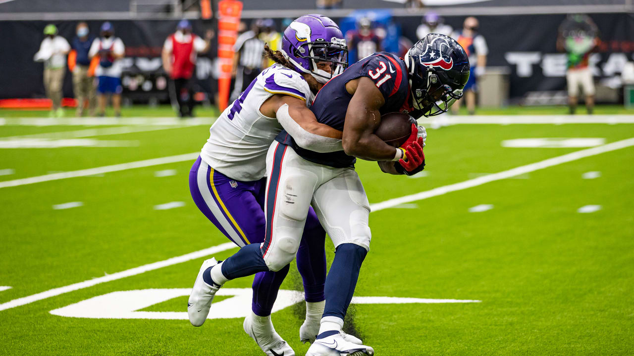 Lunchbreak: Eric Kendricks Among NFL.com’s Top 10 Off-Ball Linebackers