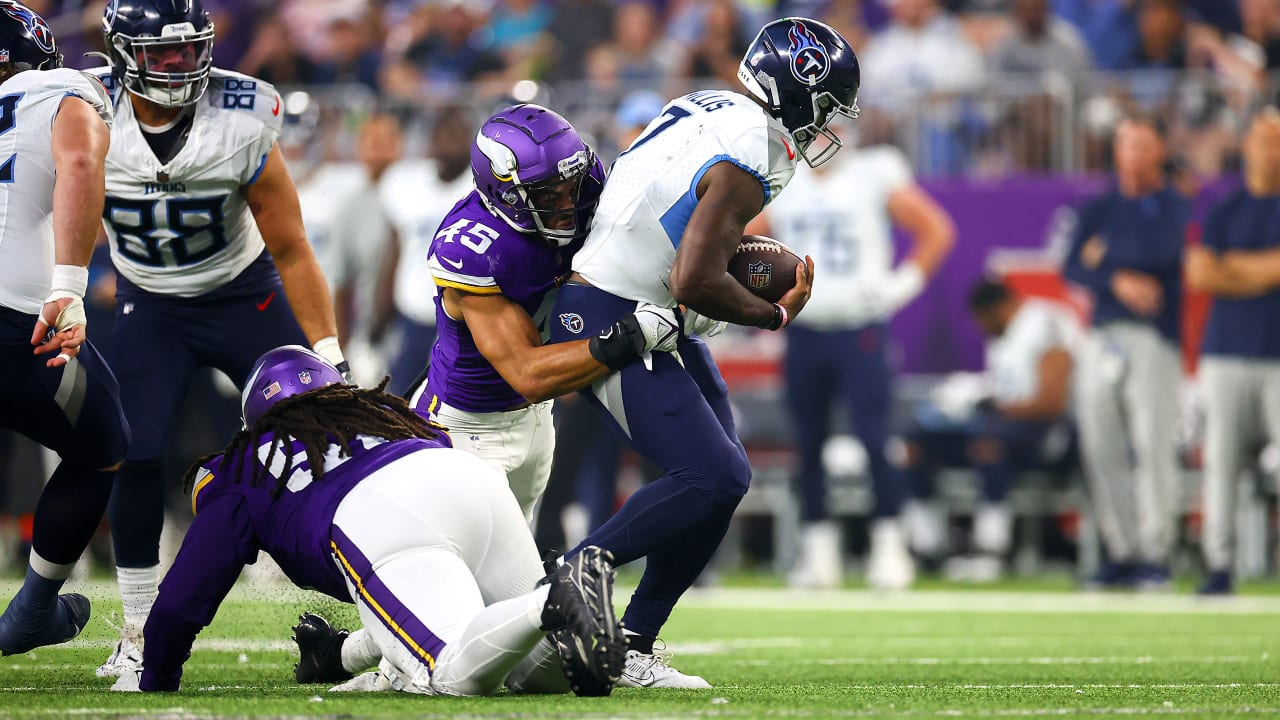 Vikings Defense Against Titans Features Cine Resilience & Dye Interception