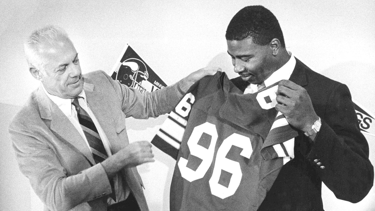 56 of 56: Vikings Legend Chris Doleman