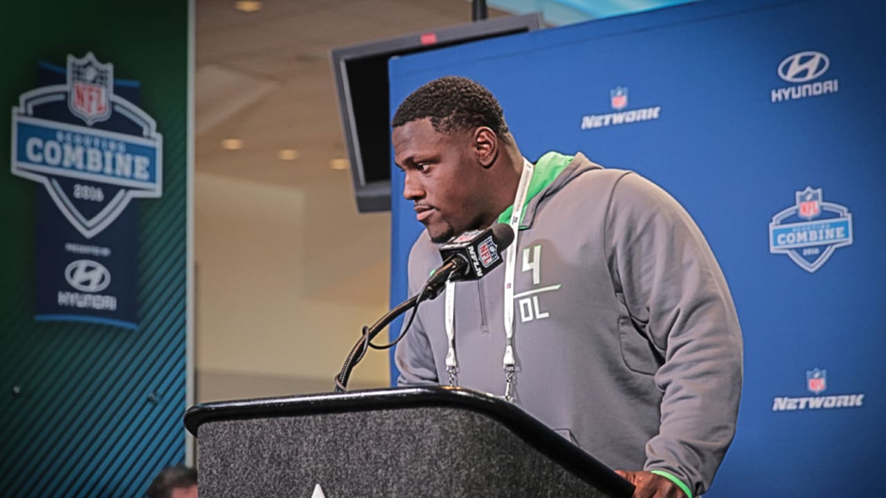 Deep Defensive Line Class Divulge Backgrounds to Media