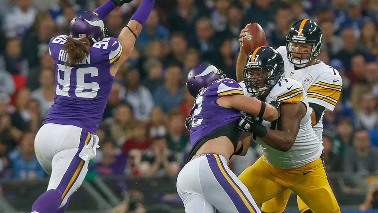 NOTEBOOK: Brian Robison Throws it Way Back for Thursday