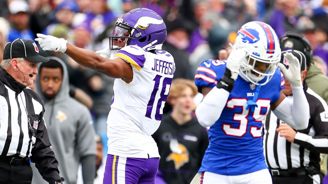 Jefferson's Dig Route Burns Bills For 46 Yards