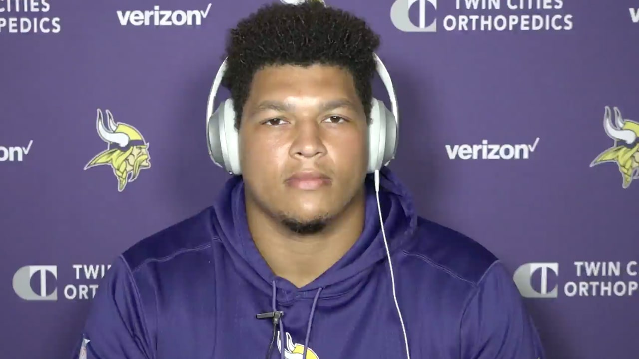 Collins on Being Healthy, Competing For A Starting Spot On The O-Line, More