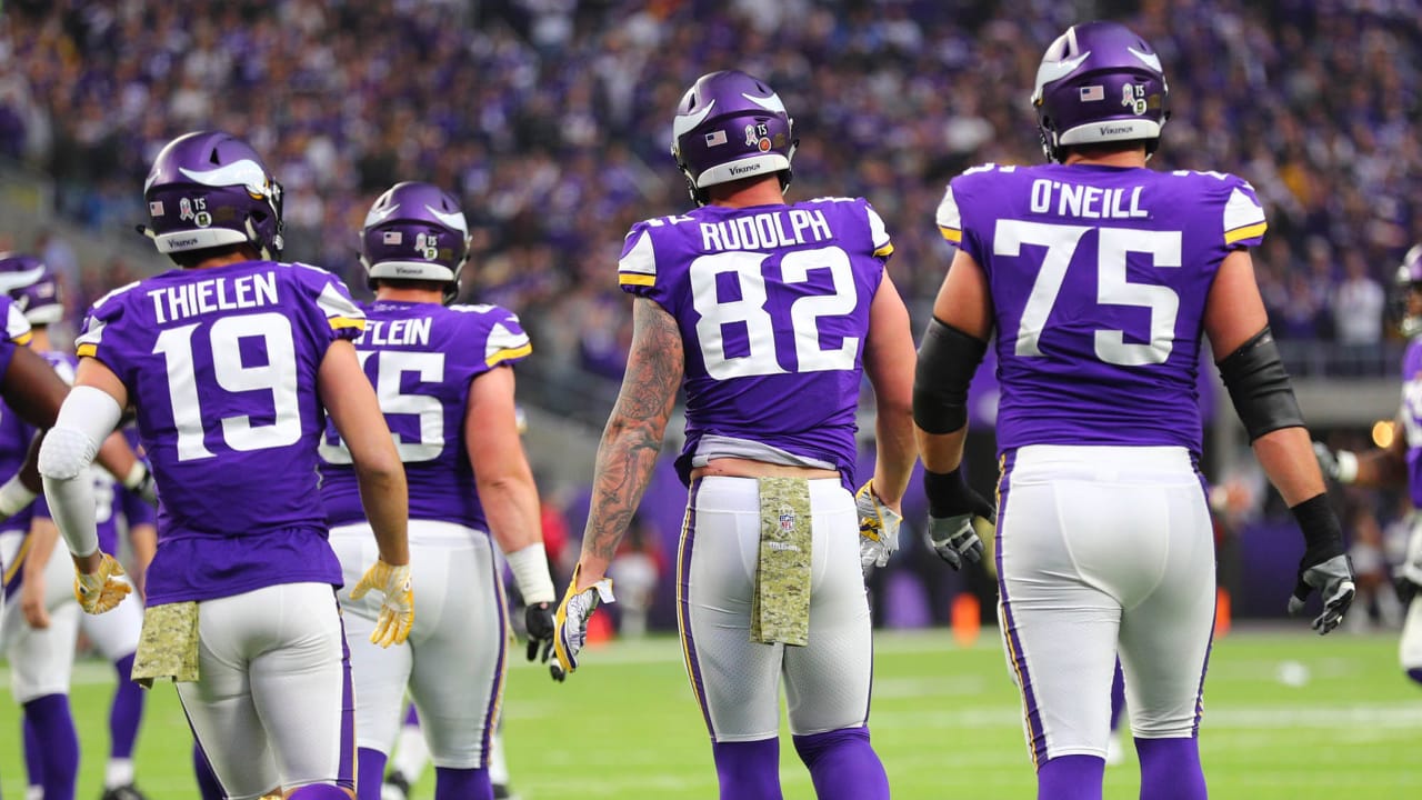 Vikings.com's Live Chat: Tuesday - 12:00 PM