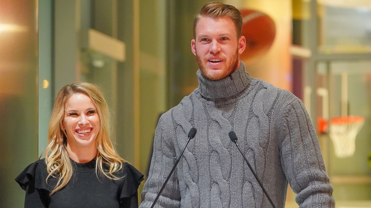 'Kyle Rudolph's End Zone' Opens; TE Encourages Toddler with Neuroblastoma