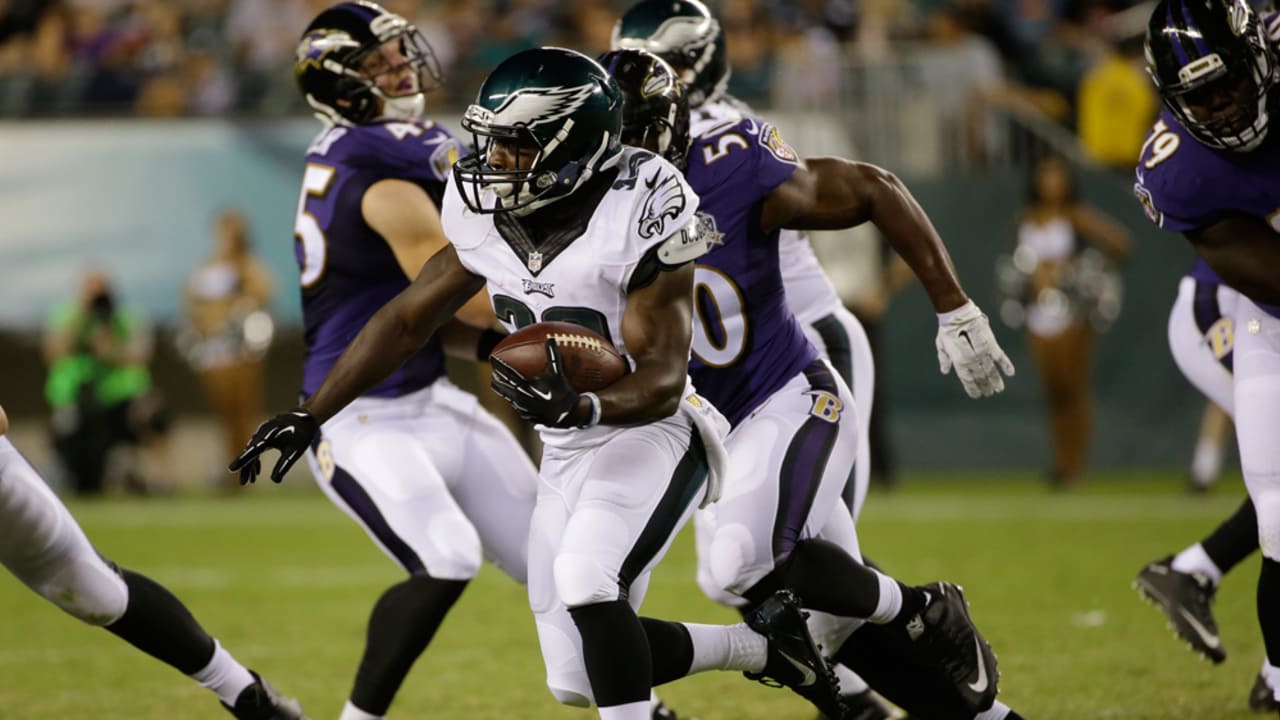 Vikings Sign Former Eagles RB Kevin Monangai