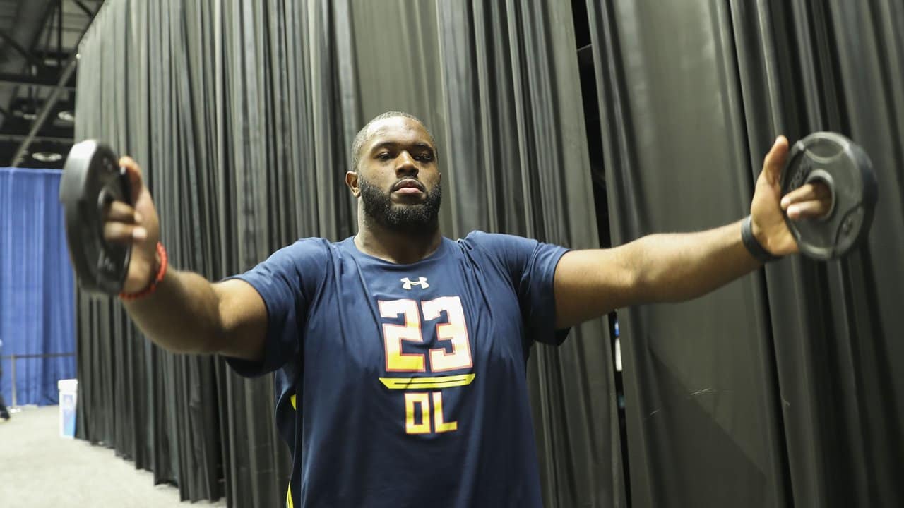 Vikings Select Miami G Danny Isidora