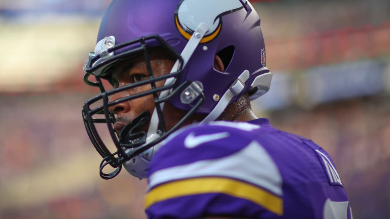 Notebook: First-Team Reps Helping Rashod Hill's Climb