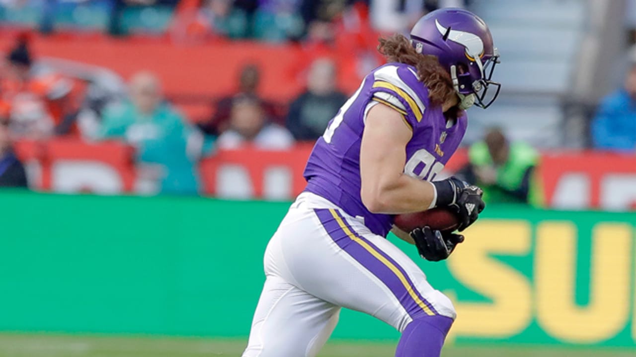 NOTEBOOK: Morgan Follows EPL Soccer Match with 3-Catch Game