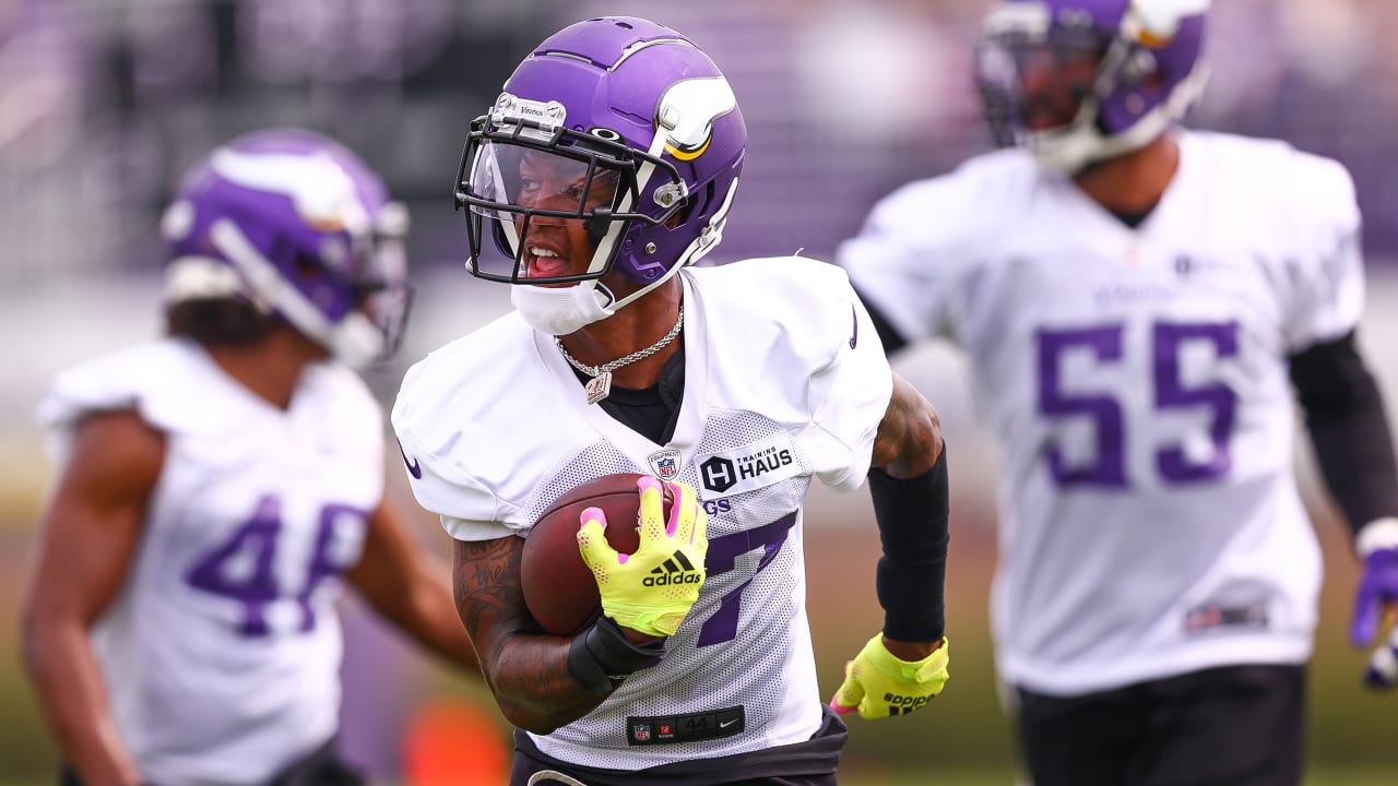 3 Observations: Dantzler Records 2 INTs in Strong Showing